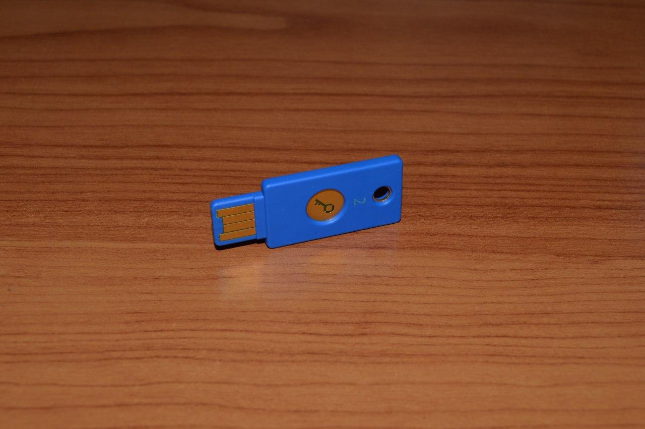 YubiKey de Yubico: cómo funciona la doble autenticación | Rincón de la ...